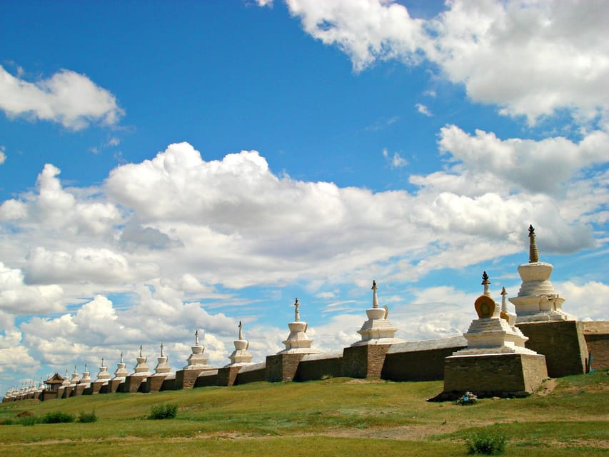 2 Day / Visit Khar kharom and Elsen tasarkhai sand dune | GetYourGuide