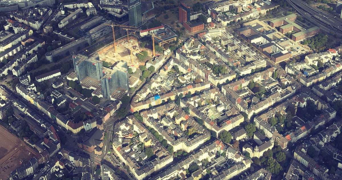 Essen/Mülheim: Helicopter Sightseeing | GetYourGuide