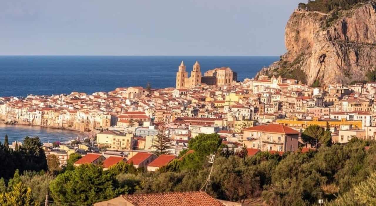 Catania Highlights Walking Tour mit einem Guide