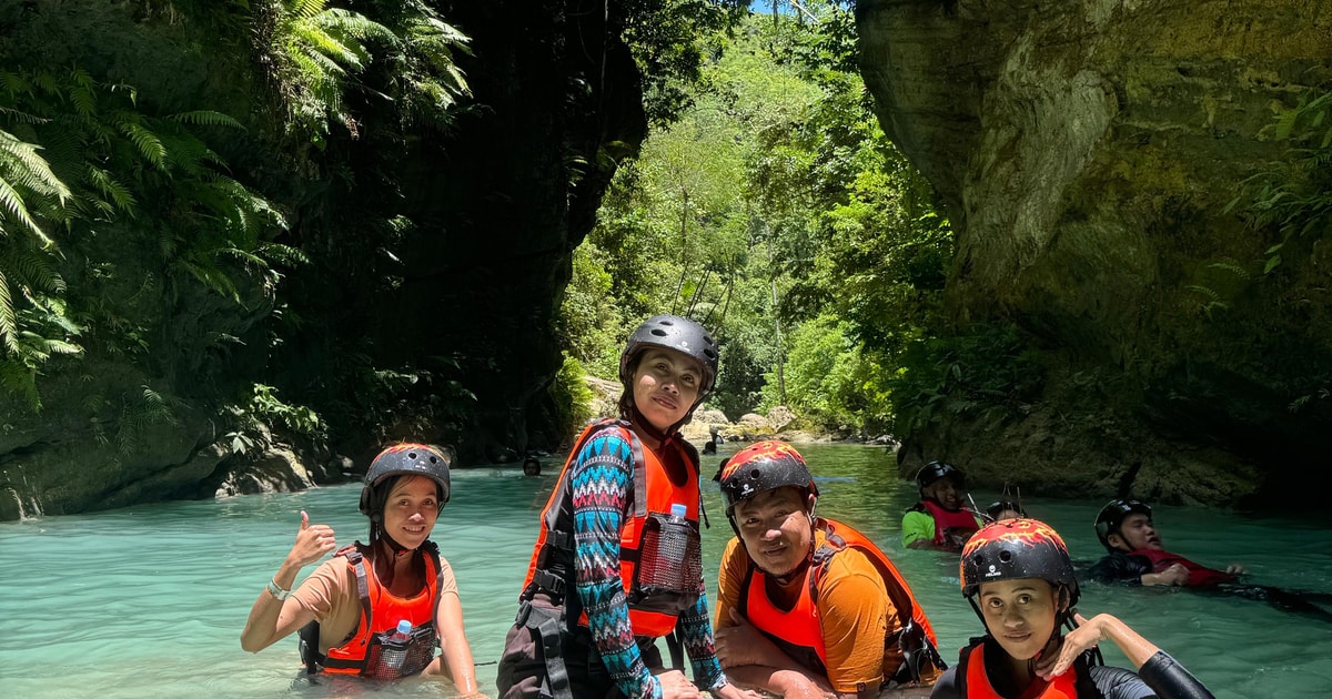 Cebu: Kawasan watervallen canyoning tour met directe toegang | GetYourGuide