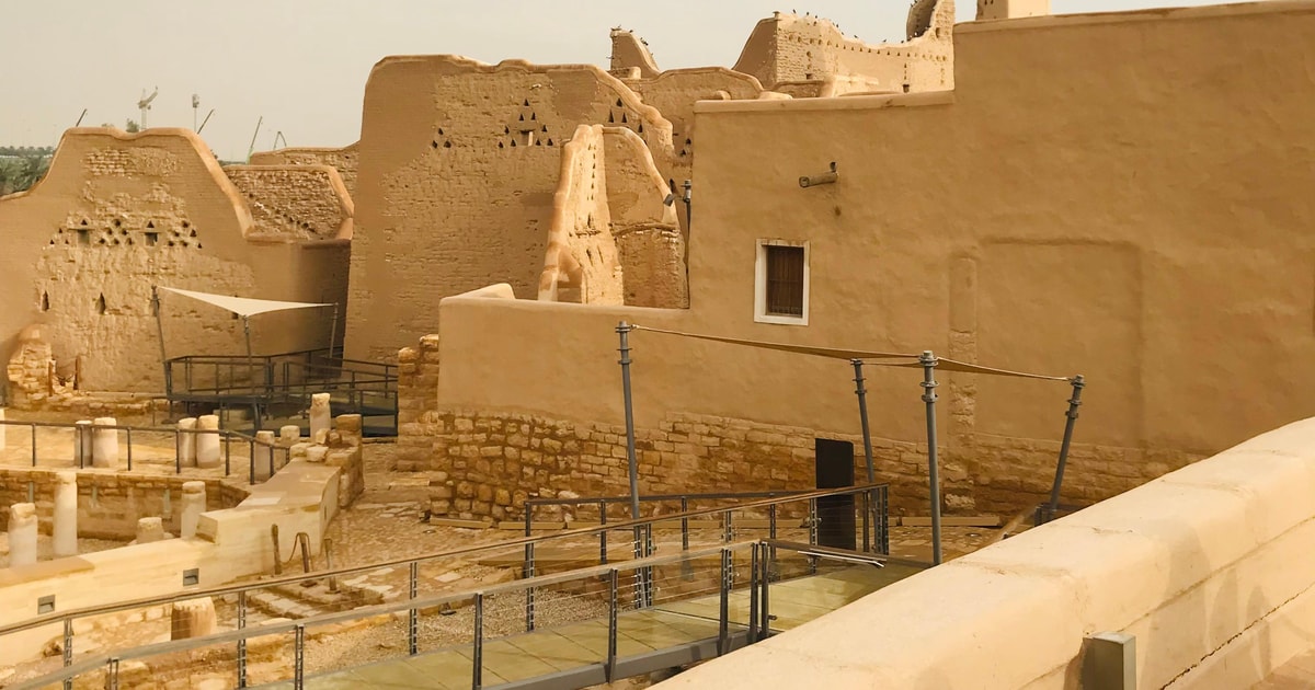 Riyadh: City tour Discover AL-Diryah | GetYourGuide