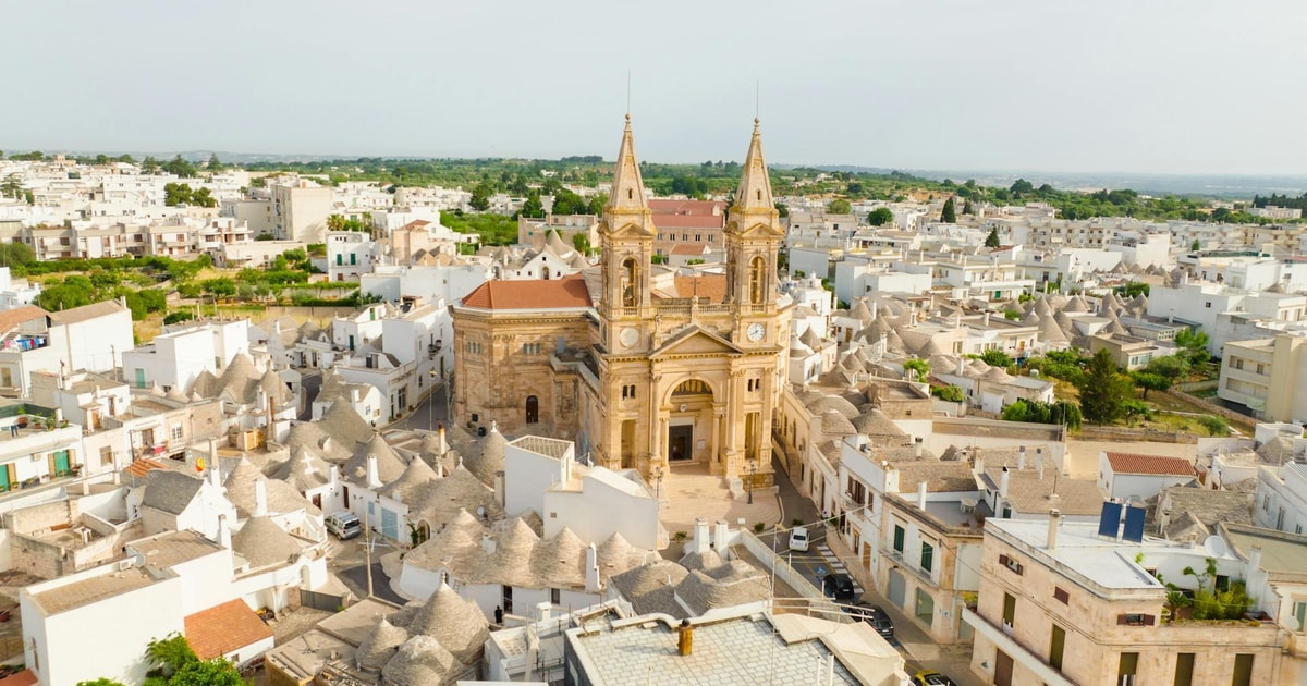 Bari: Tour particular com guia de turismo por Alberobello e Matera ...