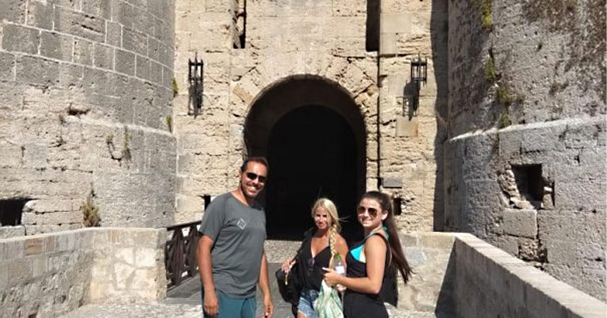 Rhodos: Schattenjacht in de Middeleeuwse stad met eetstops | GetYourGuide