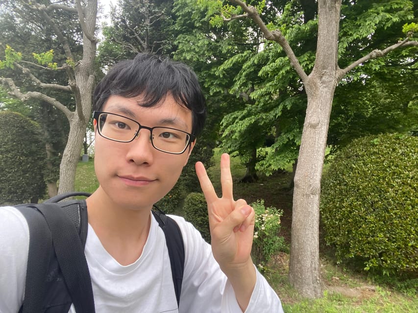 Dark side of Tokyo | GetYourGuide