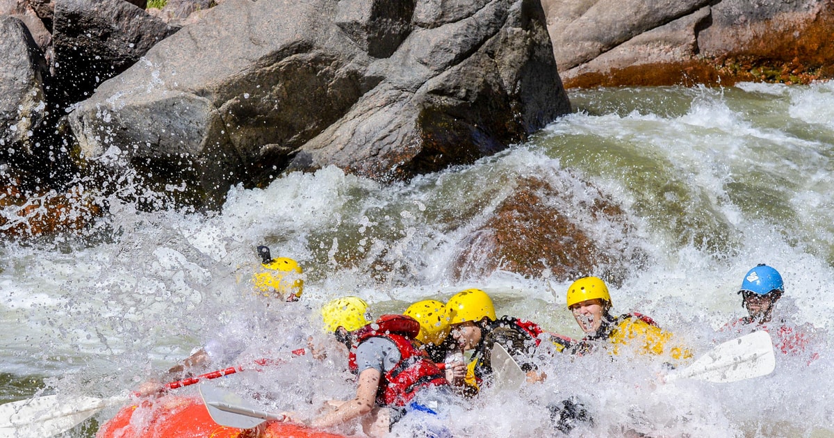 Cañon City: Rafting nella Royal Gorge con muta, pranzo e foto ...