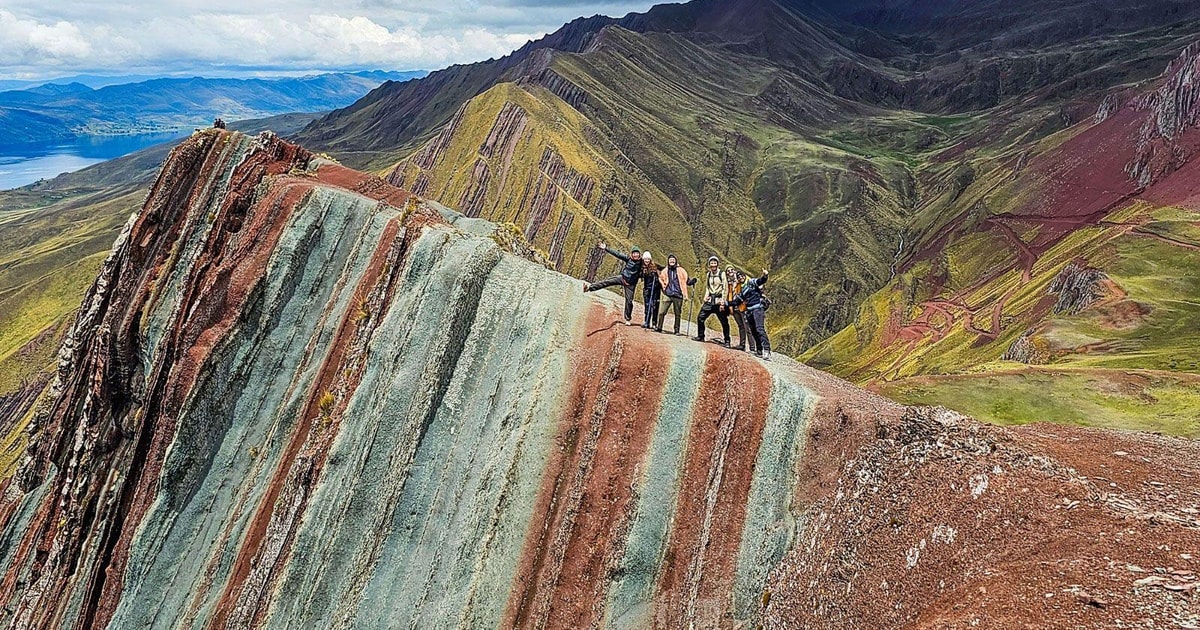 Private trekking route through Pallay Punchu | GetYourGuide