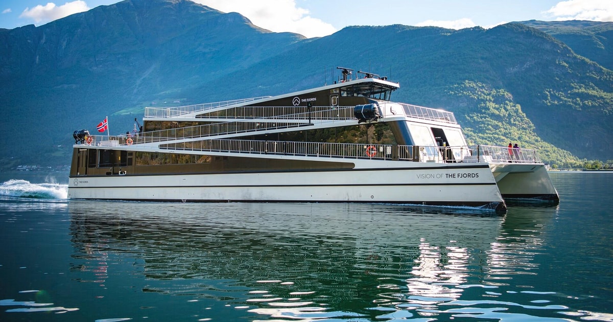 Privétour - Flam Spoor & Fjordcruise vanuit Bergen | GetYourGuide