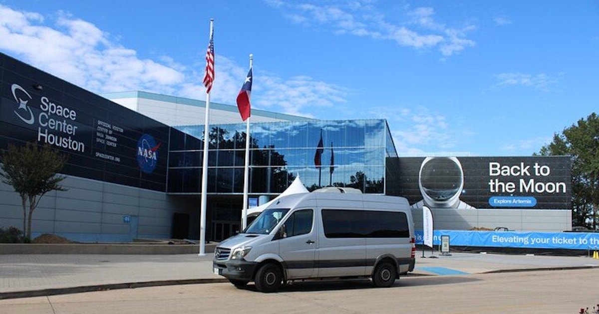 Transporte de ida y vuelta al Centro Espacial de la NASA | GetYourGuide