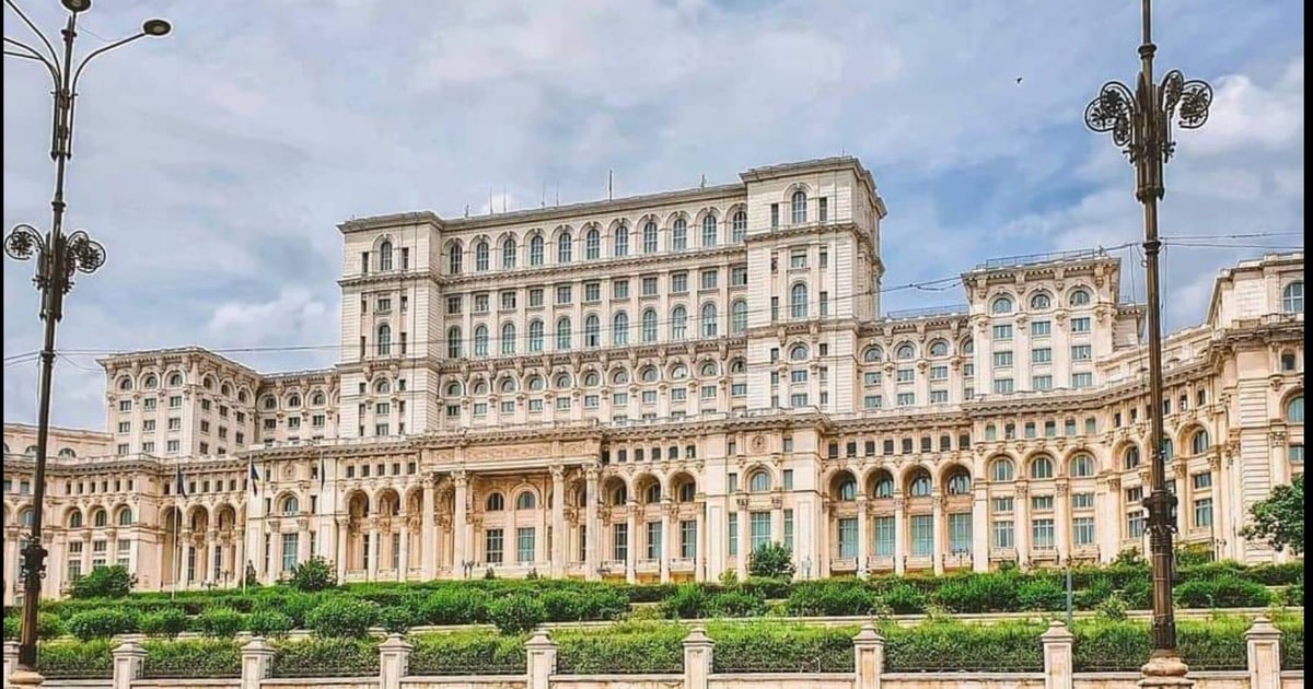 Bukarest Stadtführung & Street Food | GetYourGuide