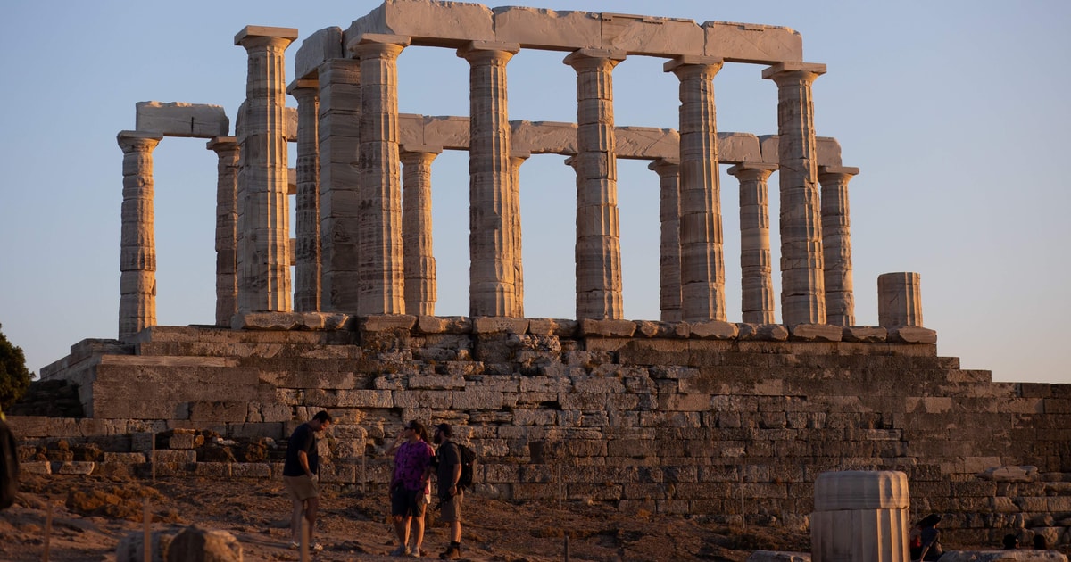 Atene: Tour al tramonto a Capo Sounion e al Tempio di Poseidone ...