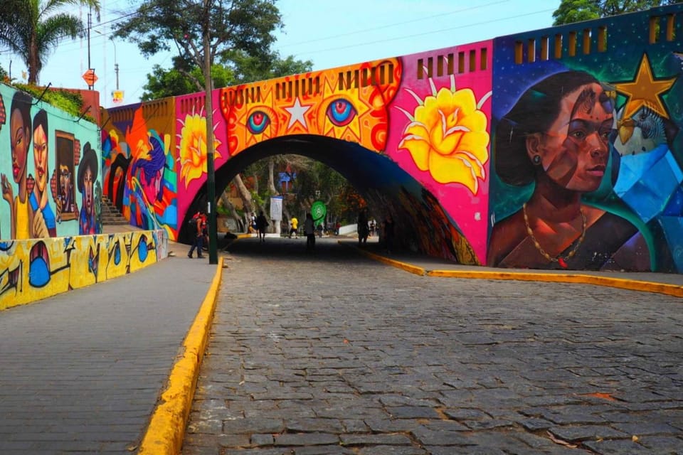Visita guiada por Chorrillos y Barranco | GetYourGuide
