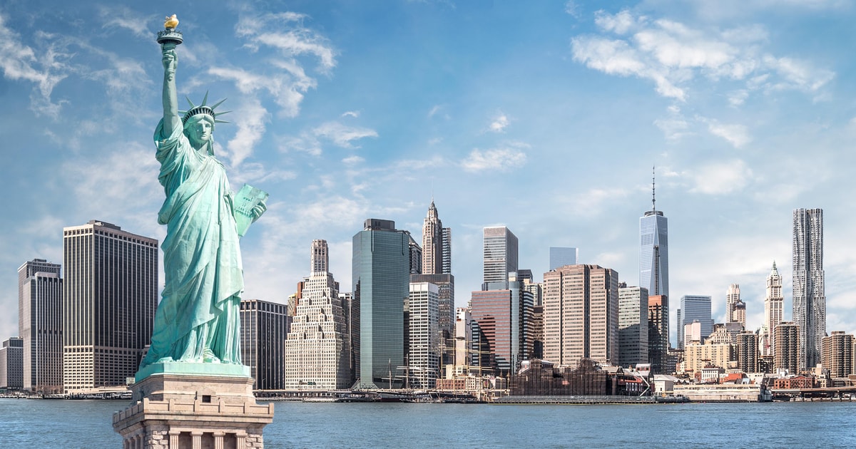 NYC: Ellis Island privat tur med tillgång till Liberty Island ...