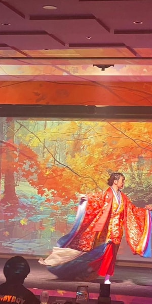 Tokyo: Traditional Story/Female Samurai Show with Drink | GetYourGuide