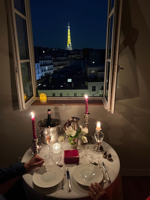 Paris : Private romantic dinner with an Eiffel tower view | GetYourGuide