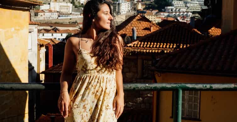 Porto: Photoshoot in the most iconic areas of the city | GetYourGuide