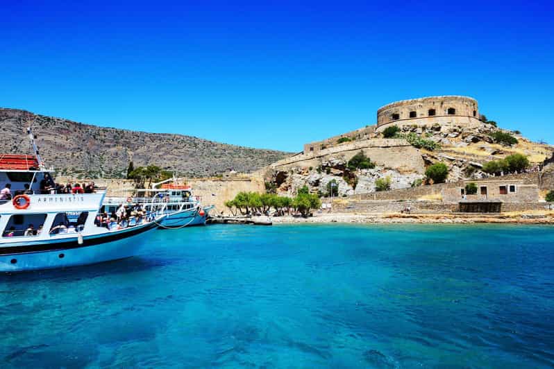 Elounda : Spinalonga : visite guidée en bateau avec barbecue et ...