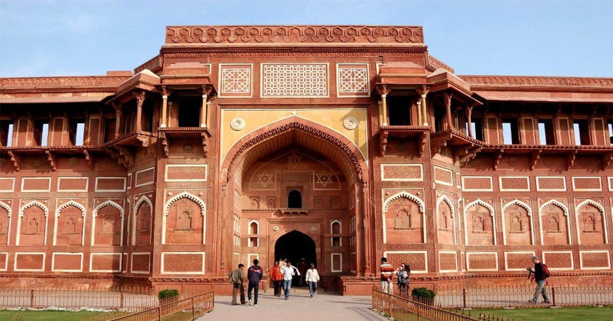 Haydarabad :Tac Mahal ve Agra uçakla özel rehber turu | GetYourGuide