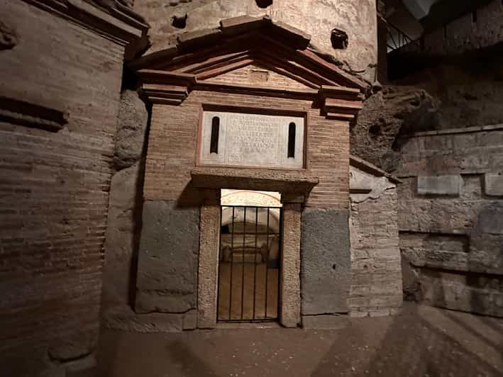 Rome: Mamertine Prison and Catacombs Tour | GetYourGuide