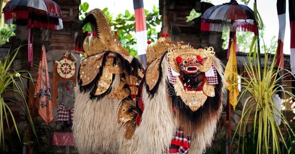 Ubud : Danza Barong, Templo, Terraza de Arroz y Cascada | GetYourGuide