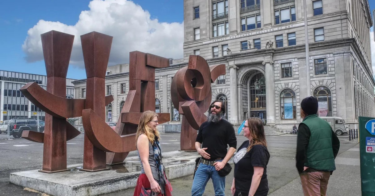 Portland: Best of the City Small Group Walking Tour | GetYourGuide