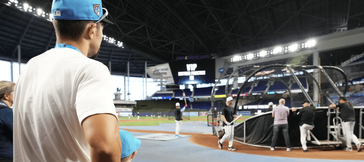 Miami Marlins: Guidet tur bag kulisserne i ballparken | GetYourGuide