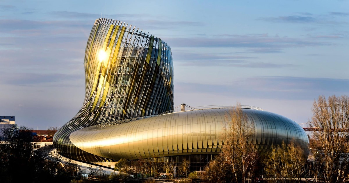 Bordeaux city - Wine discovery | GetYourGuide