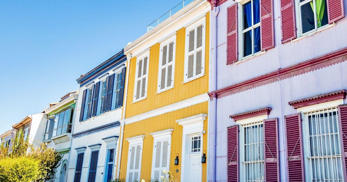 Tour of the most attractive and mysterious places in Valparaiso ...