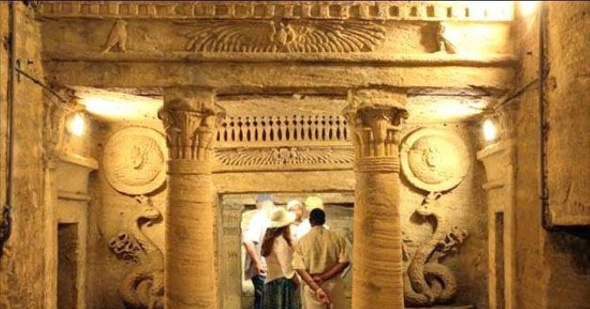 Catacomb of Kom El-Shoqafa | GetYourGuide