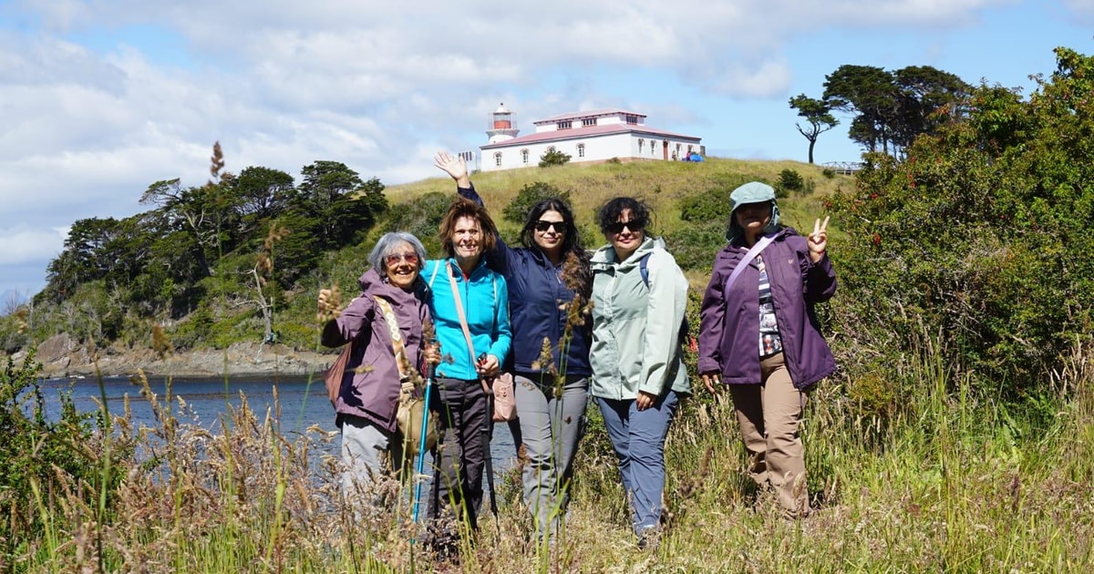 Punta Arenas:San Isidro Lighthouse–End of the Continent Trek | GetYourGuide