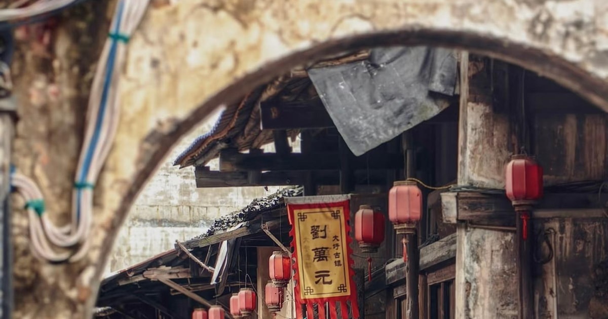 Guilin: Heritage Tour of Ancient Village, Craft & River View | GetYourGuide