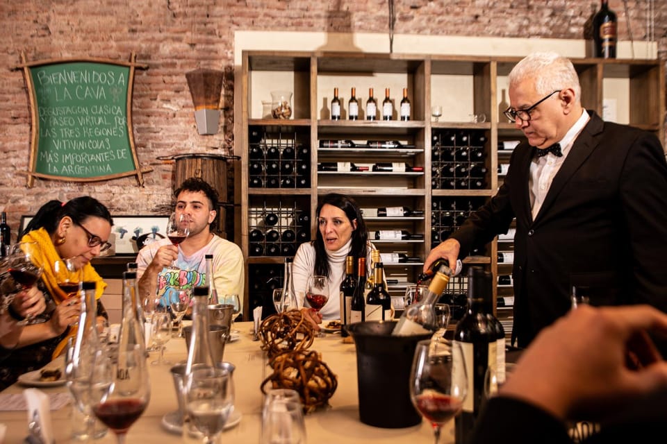 Cata de vinos de Buenos Aires: Argentina de Norte a Sur | GetYourGuide