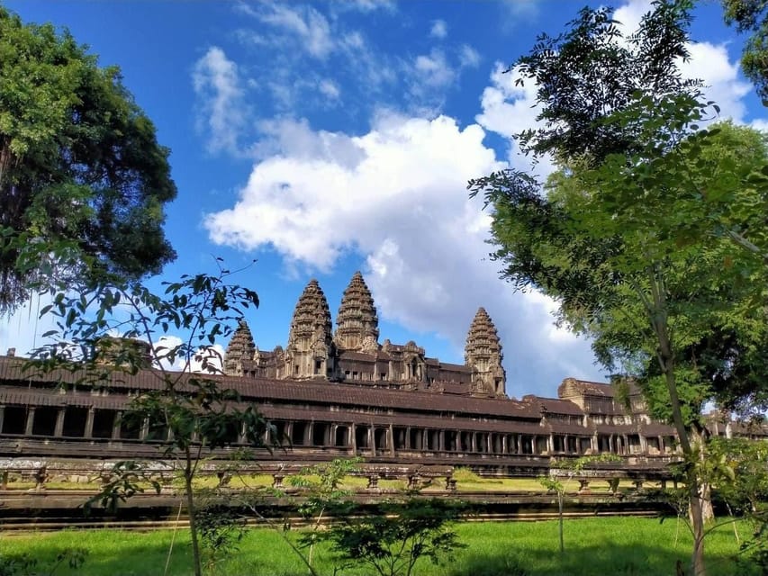 Angkor Wat with Small Tour Circle | GetYourGuide