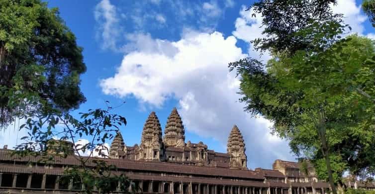 Angkor Wat with Small Tour Circle | GetYourGuide