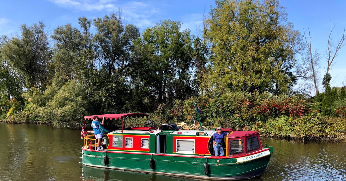 Erie Canal: Self-piloted Canal Boat 3 or 4 Nights Rental | GetYourGuide