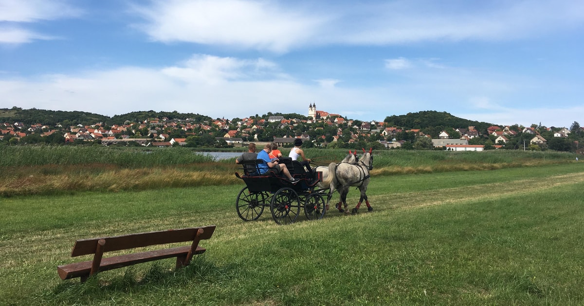 Vanuit Boedapest: Wijnproeverij in Balaton Privétour van een hele dag ...