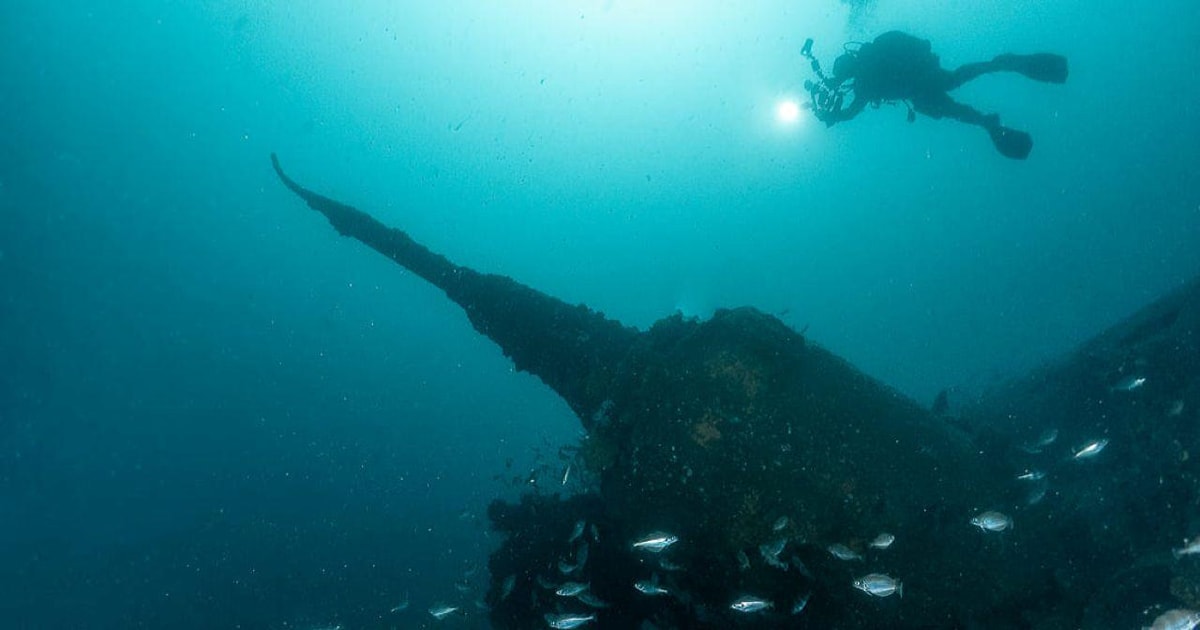 Duik naar de U-boot 1277 - de meest iconische duik in Portugal ...