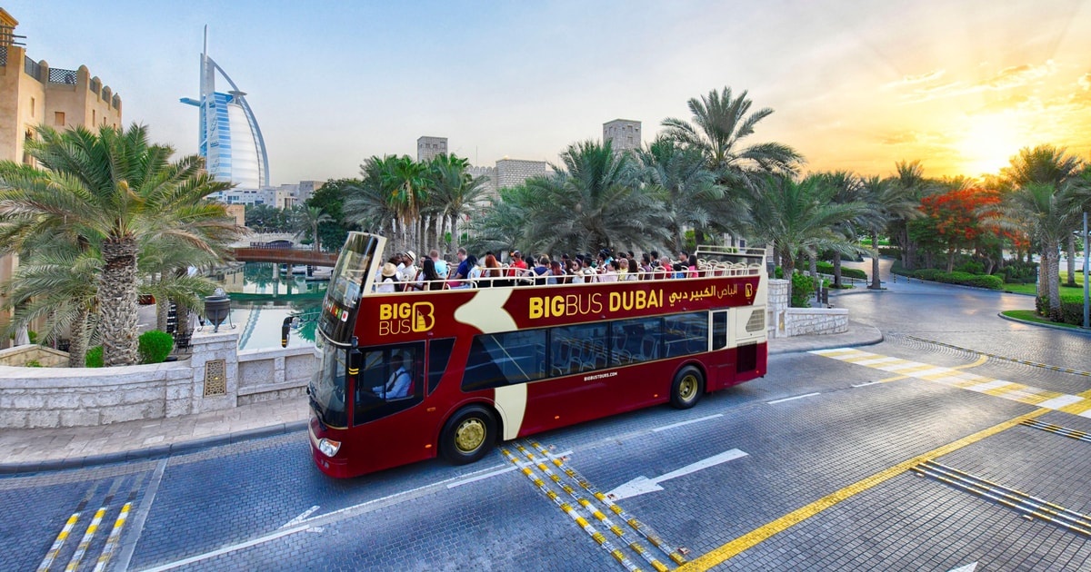 Dubai: Big Bus Hop-On/Hop-Off-Bustour & Dhow Cruise | BookYourTour.com