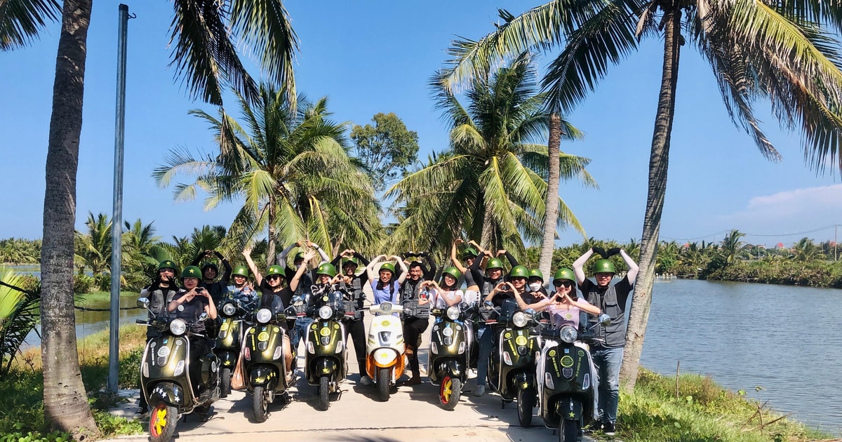 HOI ANBÓL: VESPA KALANDOK HOIAN VIDÉKI FALVAIBAN | GetYourGuide