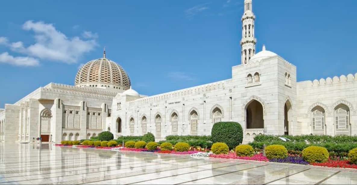 Muscat: Group Muscat Highlights City Tour with Pick Up/ Drop | GetYourGuide