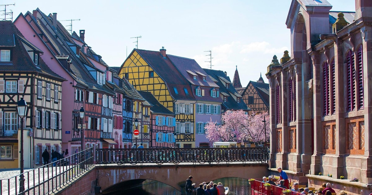 Basel'den Colmar'a, Strazburg'a ve dönüşe özel günlük gezi | GetYourGuide