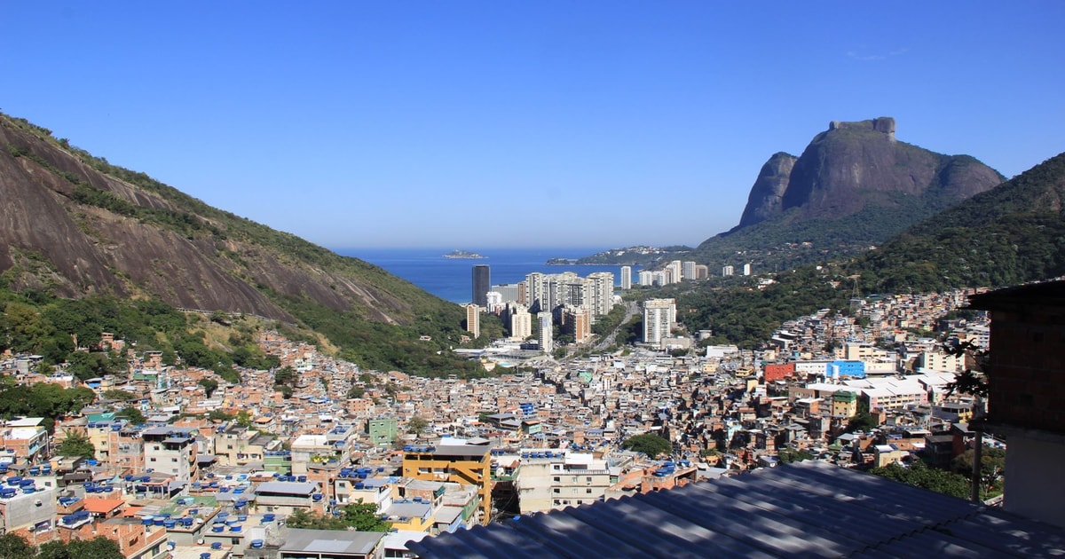 Favela Tour - Rocinha | GetYourGuide
