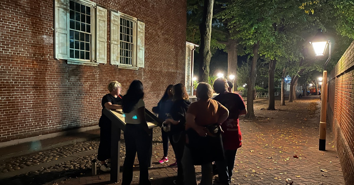 Philadelphia: Haunted History & Ghost Nighttime Tour | GetYourGuide