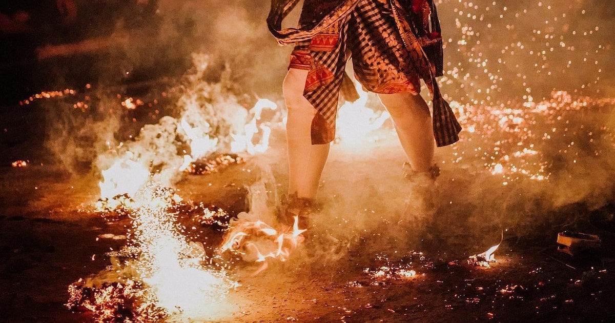 Pemandangan Matahari Terbenam Tari Api Kecak | GetYourGuide