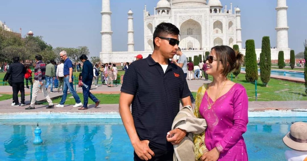 Z Dillí: Taj Mahal Sunrise a Agra Fort Tour s průvodcem | GetYourGuide