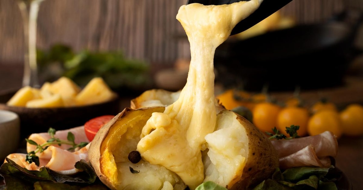 Basel: Raclette and Homemade Wähe Class | GetYourGuide