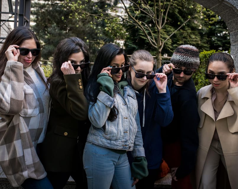 Vancouver: Explore Gastown with an Outdoor Murder Mystery | GetYourGuide
