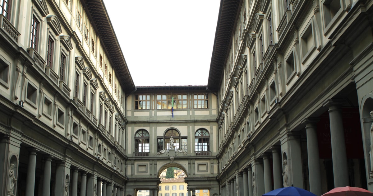 Florencija: Uffizi galerija Bagažo saugojimo paslauga | GetYourGuide