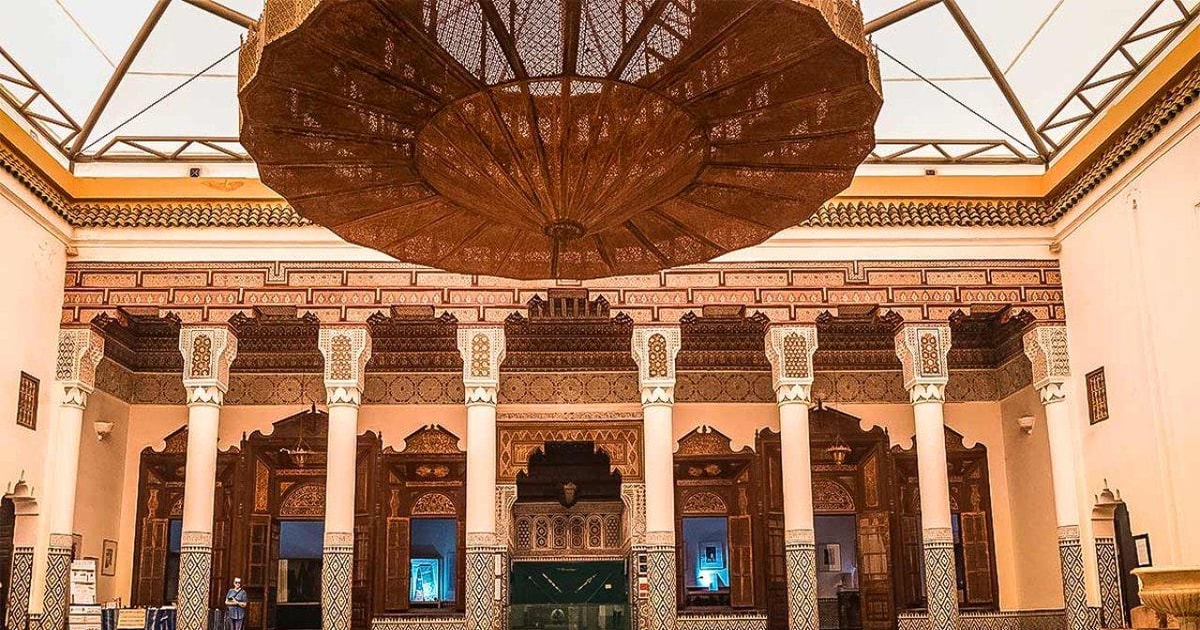 Marrakech: Ben Youssef Madrasa, Dar El Bacha en Medina Tour | GetYourGuide