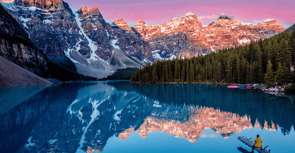 Moraine Lake Sunrise & Lake Louise fra Calgary/Canmore/Banf | GetYourGuide