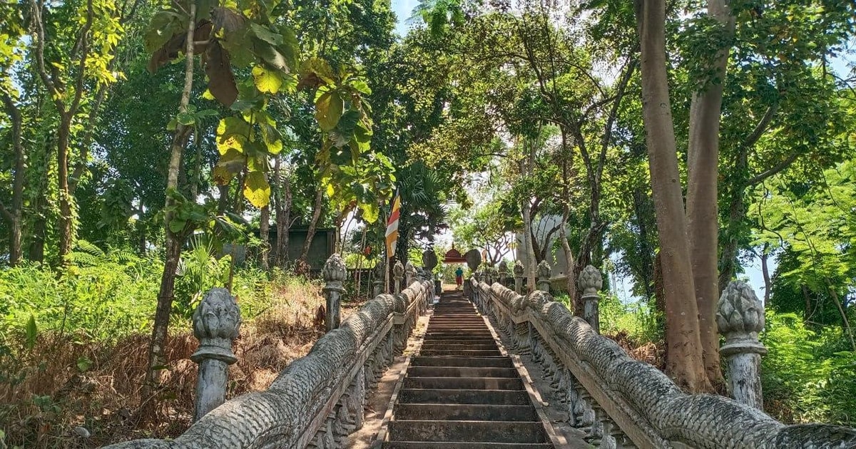 From Phnom Penh: Kampong Cham Day Trip with Nokor Bachey … | GetYourGuide